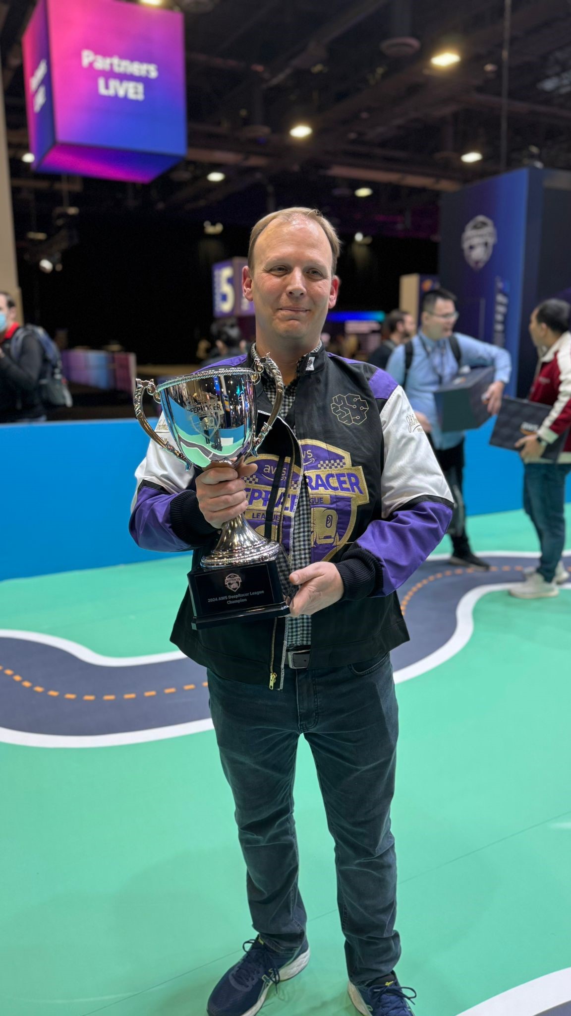 AWS DeepRacer League Championships 2024 – the last race – AWS DeepRacer ...